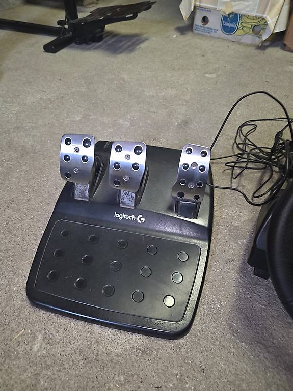 Set complet logitech G920 Canton Neuchâtel - anibis.ch