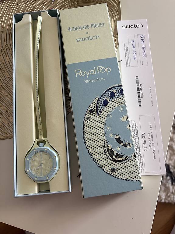 Audemars Piguet x Swatch Royal Pop Blaue Acht Canton Fribourg - anibis.ch