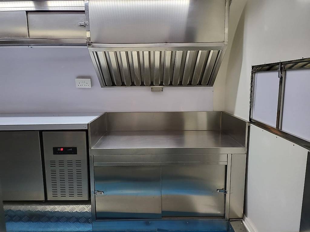 Remorque food truck imbisswagen foodtrailer 3.4M Canton Bâle-Ville ...
