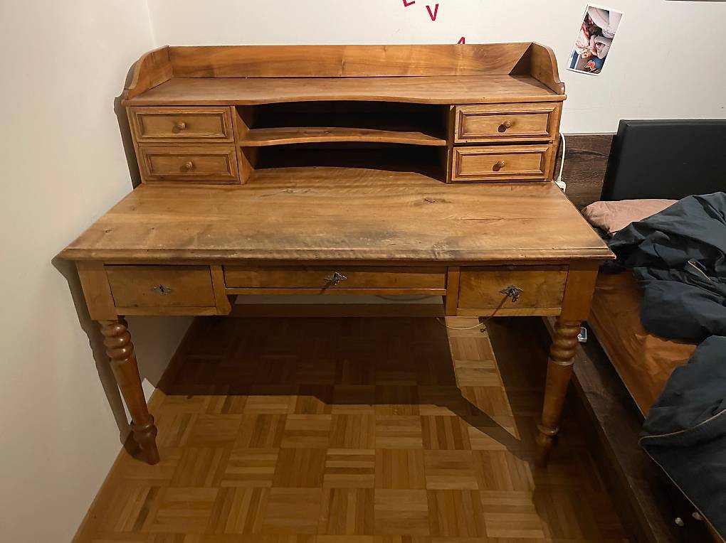 Bureau ancien fait main Canton Vaud - anibis.ch