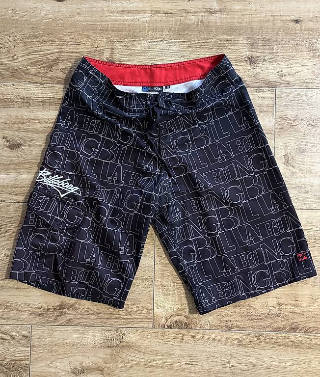 Shorts Billabong Canton Vaud - anibis.ch