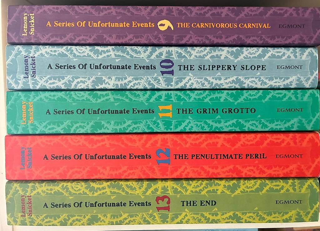 A Series of Unfortunate Events by Lemony Snicket (English) Canton ...