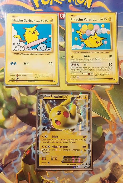 Carte pokémon : lot de trois pikachus, infos en description Canton Vaud ...