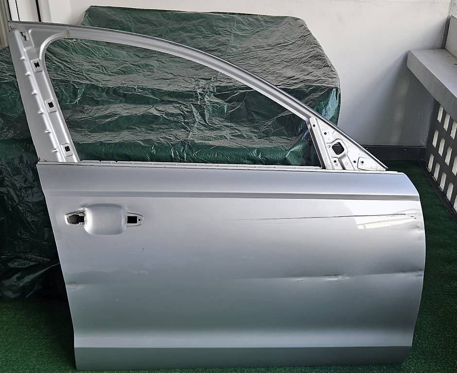 Porte avant droite Audi A6 4G Canton Fribourg - anibis.ch