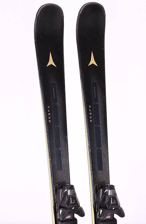 143 cm Skis de femme ATOMIC CLOUD C9 2026 im Kanton Bern - anibis.ch