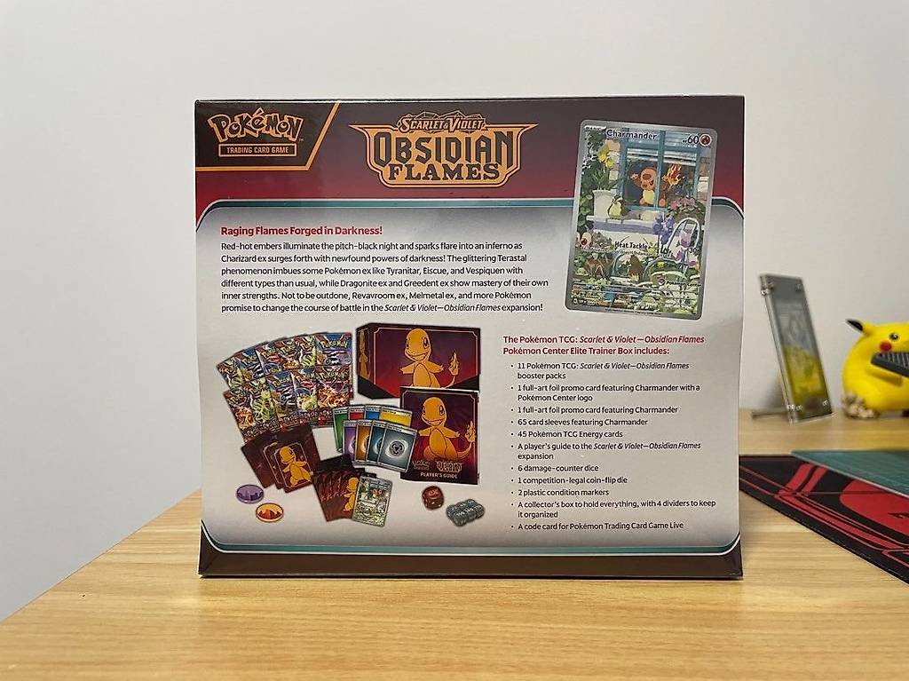 Pokémon TCG Obsidian Flames Center Elite Trainer Box Canton Neuchâtel ...