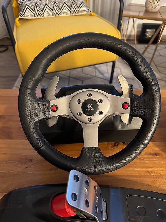 Logitech G25 Racing Wheel complet Canton Vaud - anibis.ch