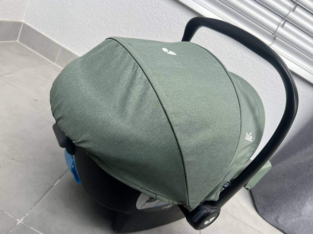 Siège auto Joie, porte bébé Canton Vaud - anibis.ch