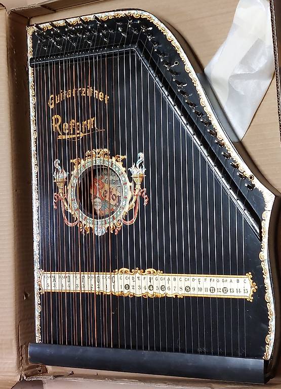 Cithare guitare Reform neuve à 5 accords im Kanton Bern - anibis.ch