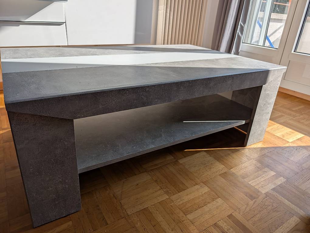 Table Basse Contemporaine Effet Béton Gris & Bande blanche Canton Vaud - anibis.ch