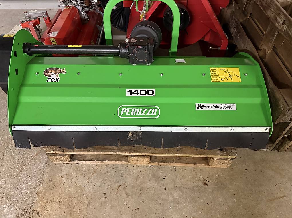 Broyeur PERUZZO Fox S à marteau - sur prise de force Canton Vaud ...