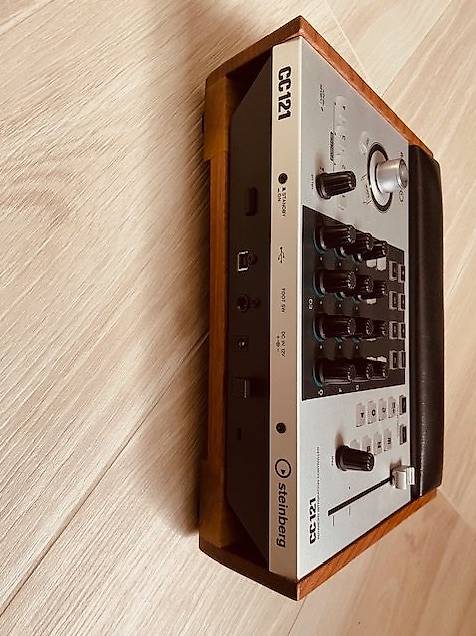 Surface de contrôle MIDI motorisée pour Cubase / Nuendo Canton Vaud ...