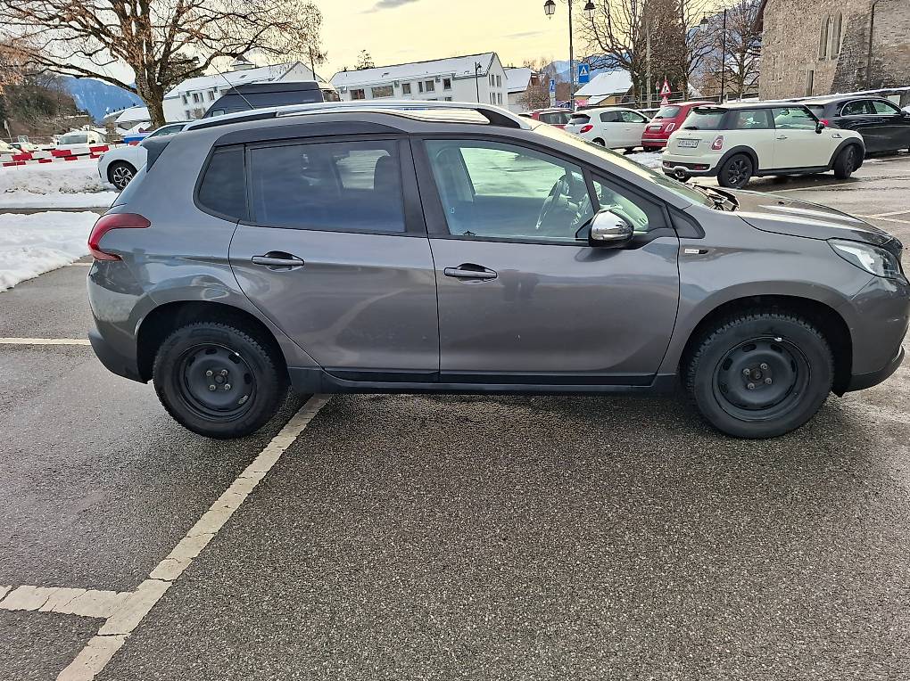 Peugeot 2008 1.2 PureTech Style Canton Vaud - anibis.ch