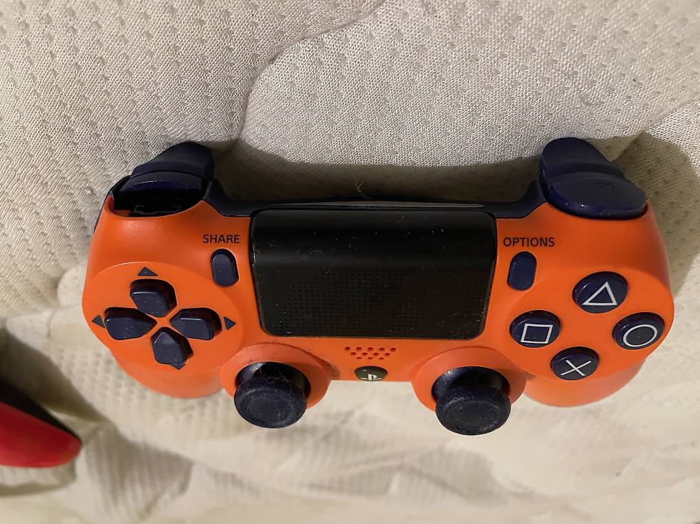 Manette PS4 DualShock Dragon Ball Canton Vaud - anibis.ch