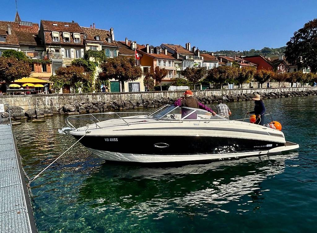 Bayliner Cady 742 AVEC PLACE D'AMARAGE PRIVÉ PICHETTE Canton Vaud ...