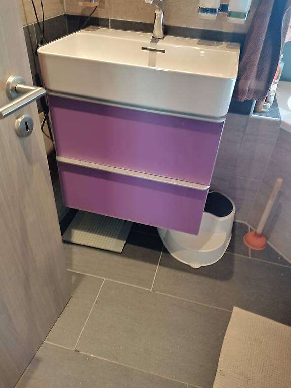 Meuble sous vasque Laufen sans lavabo à vendre Canton Neuchâtel - anibis.ch