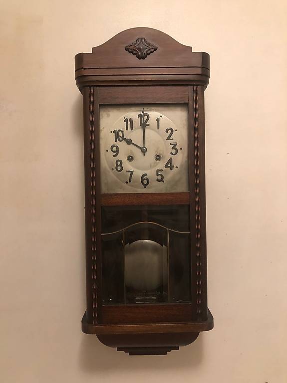 Ancienne Pendule en bois Canton Vaud - anibis.ch