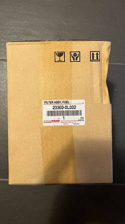 Original Toyota Kraftstofffilter 23300 0L032 Canton Bâle-Ville - anibis.ch