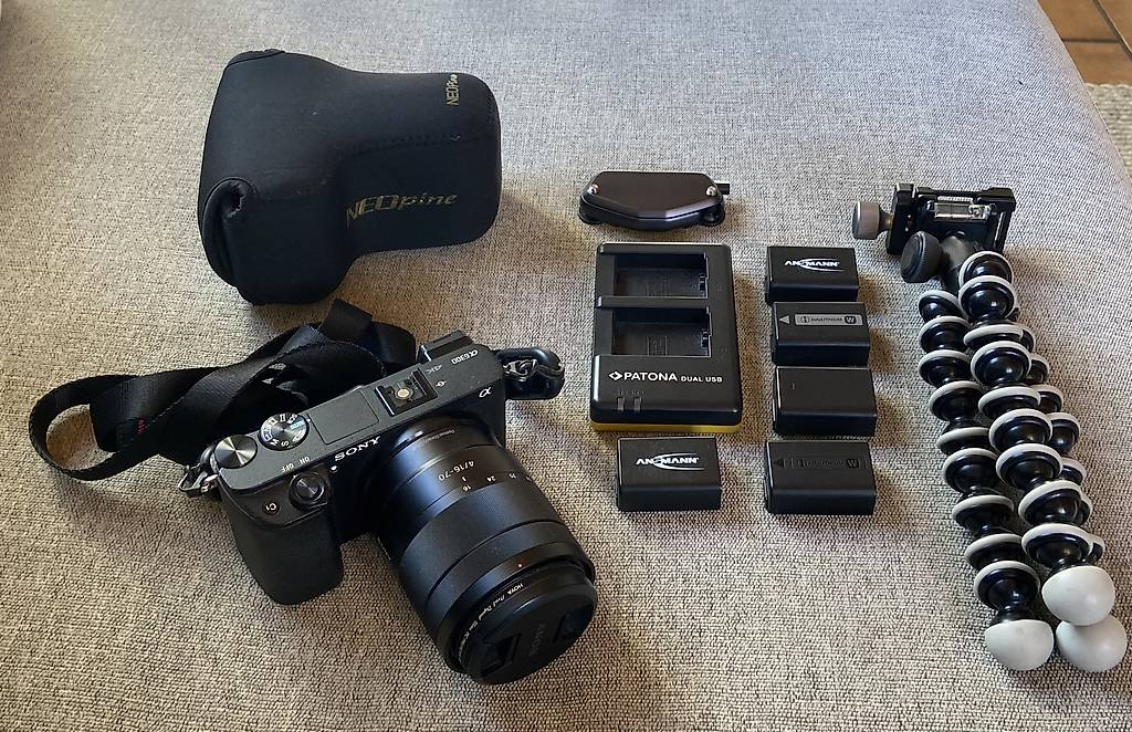 Sony Alpha 6300 avec objectif Sony 16-70mm Canton Vaud - anibis.ch