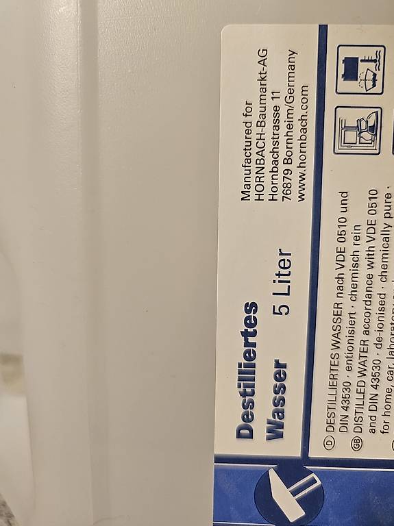 A donner, lot de bidons VIDE, contenance 5 lt Canton Fribourg - anibis.ch