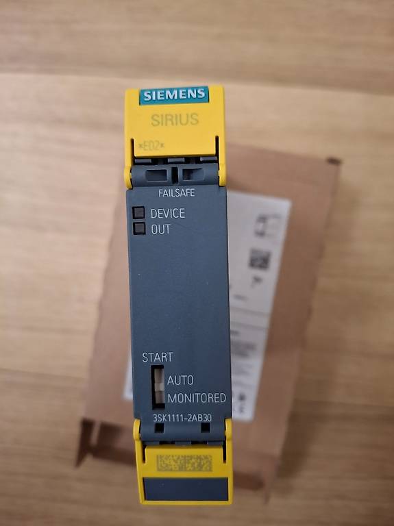 Siemens sicherheitsschaltgerät 3SK1111-2AB30 Canton Berne - anibis.ch
