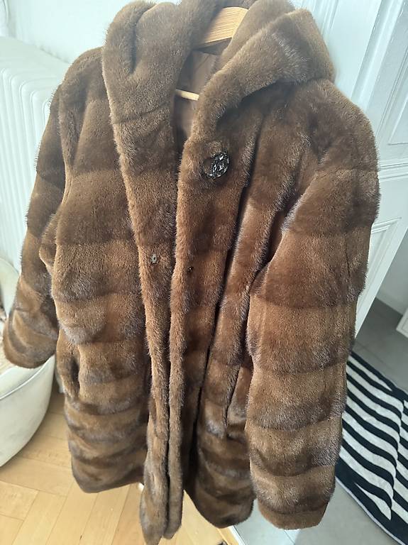 Manteau Fausse fourrure Canton Berne - anibis.ch