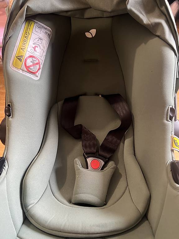 Siège auto Joie, porte bébé Canton Vaud - anibis.ch