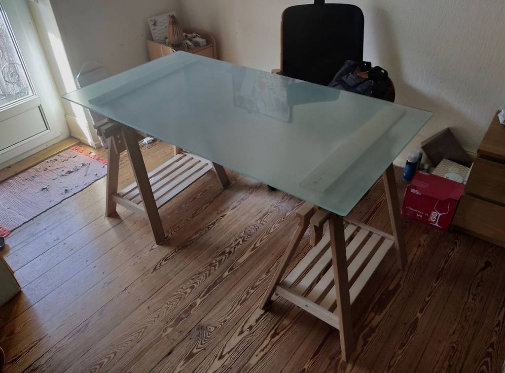 Bureau IKEA Canton Fribourg - anibis.ch