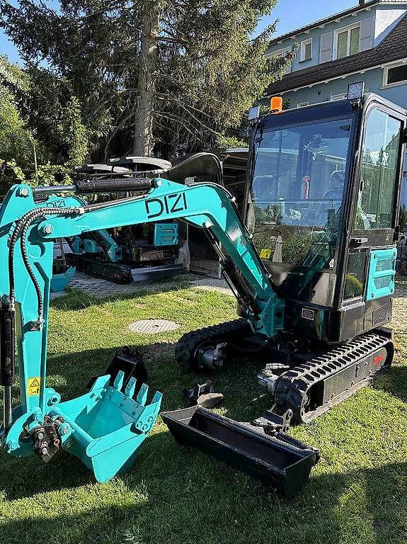 Pelle mécanique 1.8T Neuf Canton Berne - anibis.ch