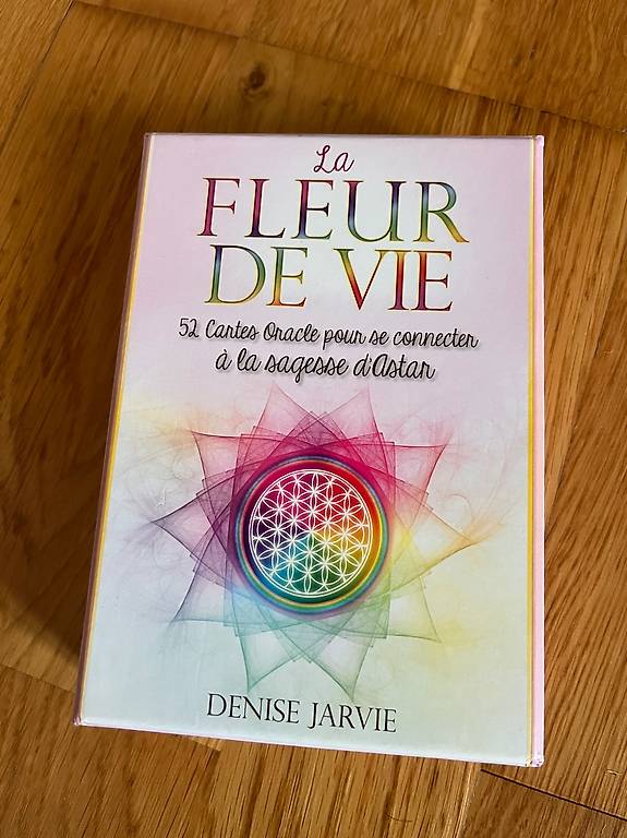 Oracle la fleur de vie, Denise Jarvie im Kanton Waadt - anibis.ch