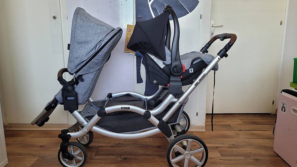 Poussette double Zoom ABC Design grise Canton Vaud - anibis.ch