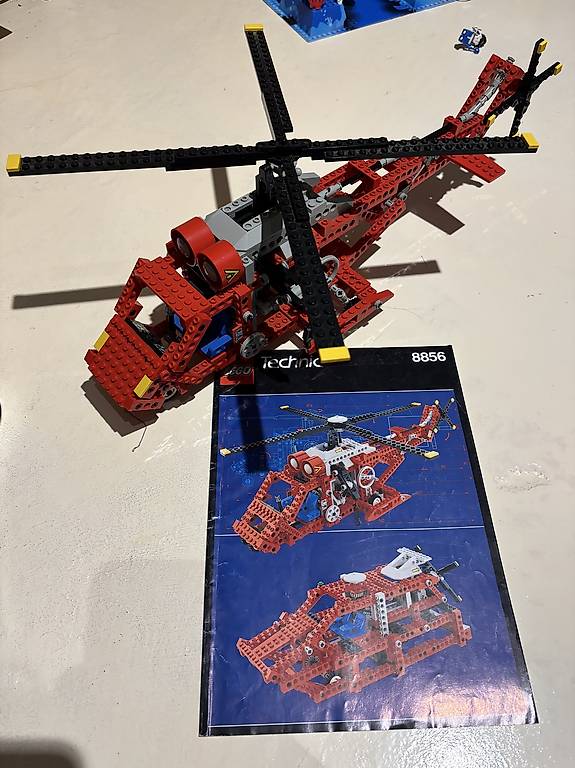 Lego technic 8856 hélicoptère Canton Vaud - anibis.ch