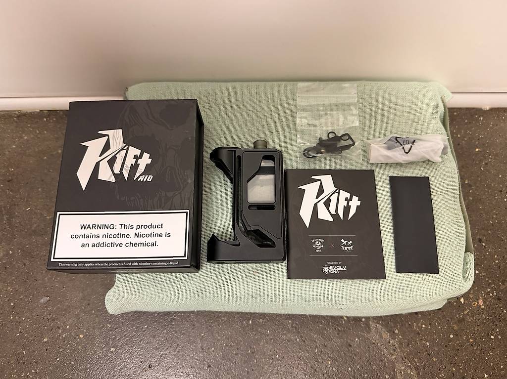 Deathwish X Suicide Mod - Kit Rift AIO 60W DNA60C in Schwarz Canton ...