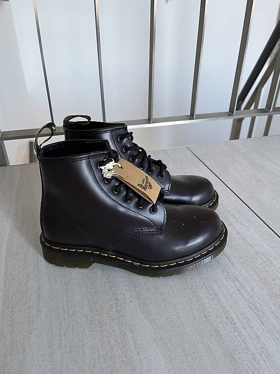 Chaussures dr Martens pointure 38 Canton Genève - anibis.ch