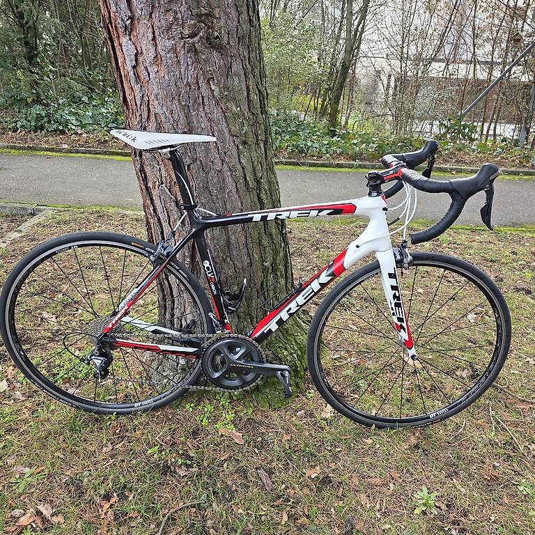 Vélo de route TREK Madone carbone L 56 Canton Vaud - anibis.ch
