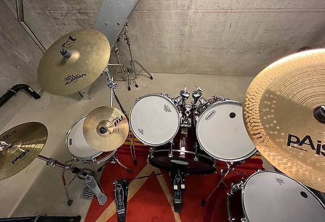 Yamaha Birch Custom Drum Kit (Japan) + EXTRA CYMBALS!!! Canton Vaud ...