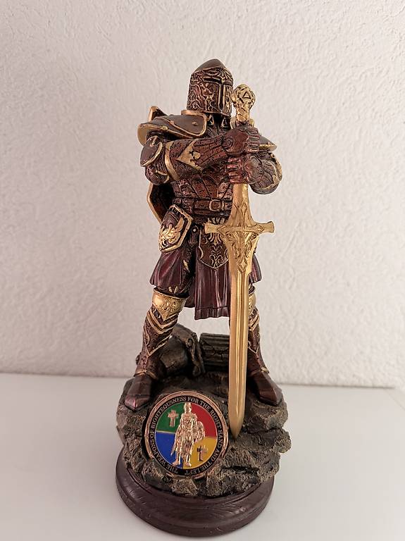 Sculpture en bronze Chevaliers de Dieu Canton Valais - anibis.ch