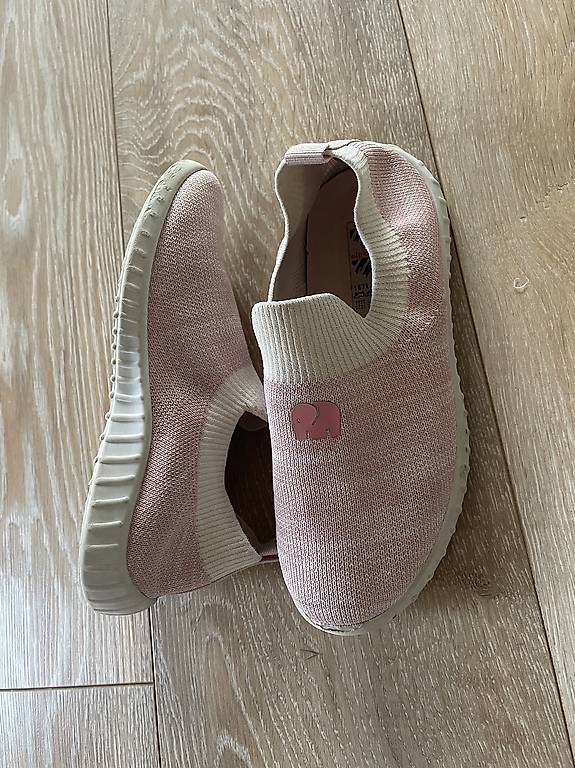 Chaussures fille taille 32 Canton Fribourg - anibis.ch