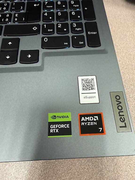 Pc portable de jeux Canton Fribourg - anibis.ch