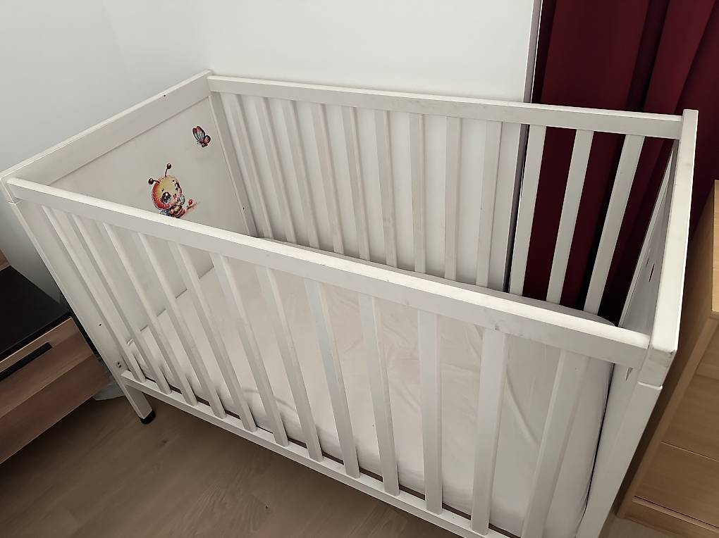 lit maisonnette pour enfant Canton Vaud - anibis.ch