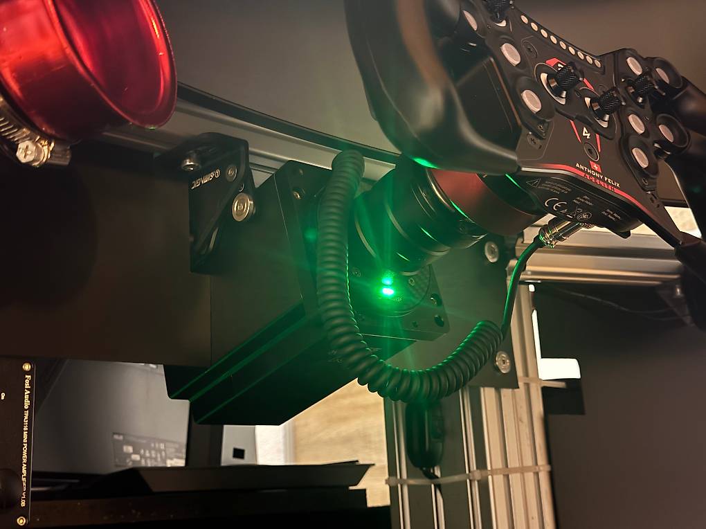 Simagic Alpha Mini + Supports de fixation Canton Vaud - anibis.ch