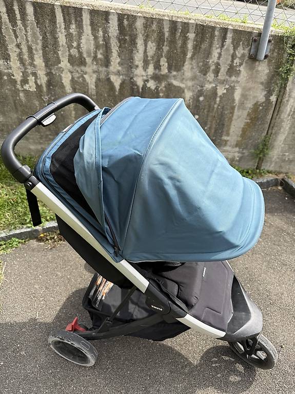 Pousette Thule tout terrain Canton Genève - anibis.ch