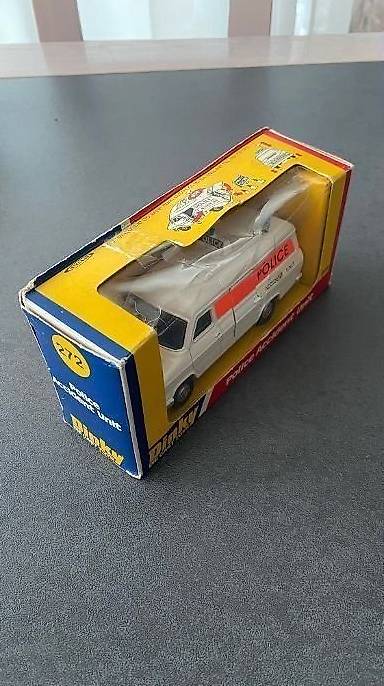 Dinky Toys Ford Transit Van Police Accident Unit, 272 im Kanton Genf ...