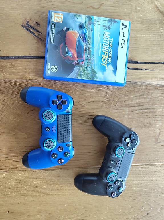 PlayStation 4 (PS4) + 2 manettes + 9 jeux ? Très bon état Canton Vaud ...