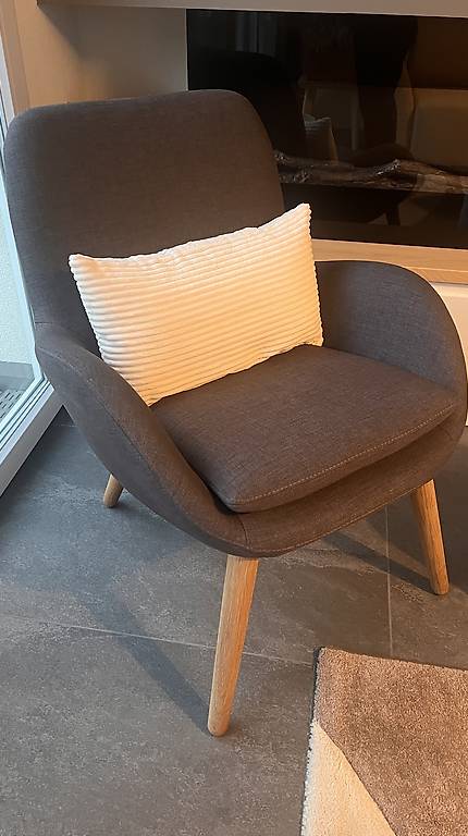 Fauteuil pour salon ou salle d'attente Canton Berne - anibis.ch