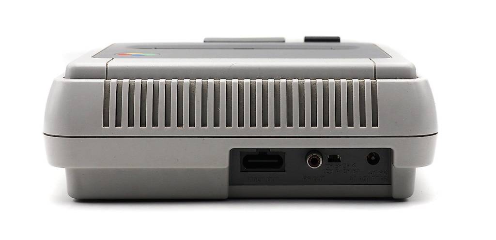 Super Nintendo System [Power Station] PAL Boxed - SNES Canton Vaud ...