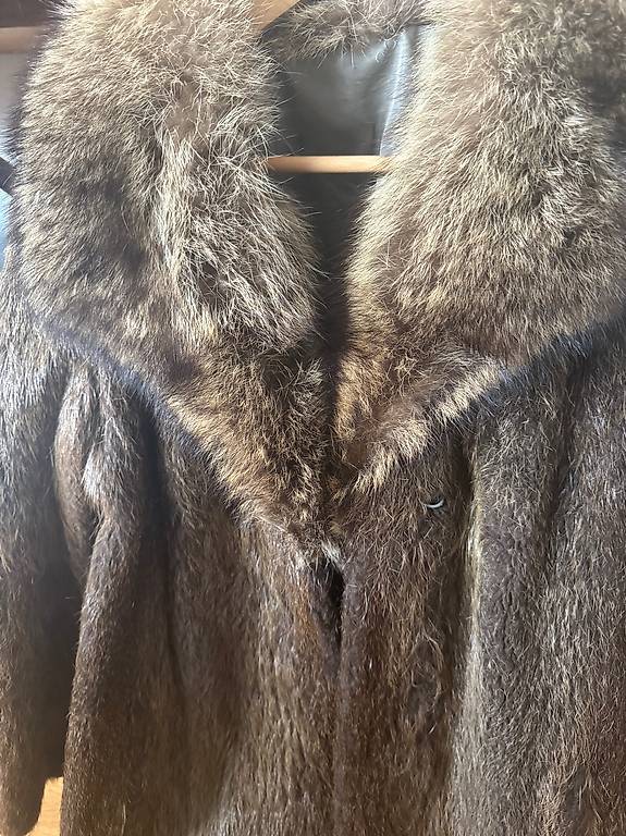 Manteau de fourrure en renard "vintage" Canton Genève - anibis.ch