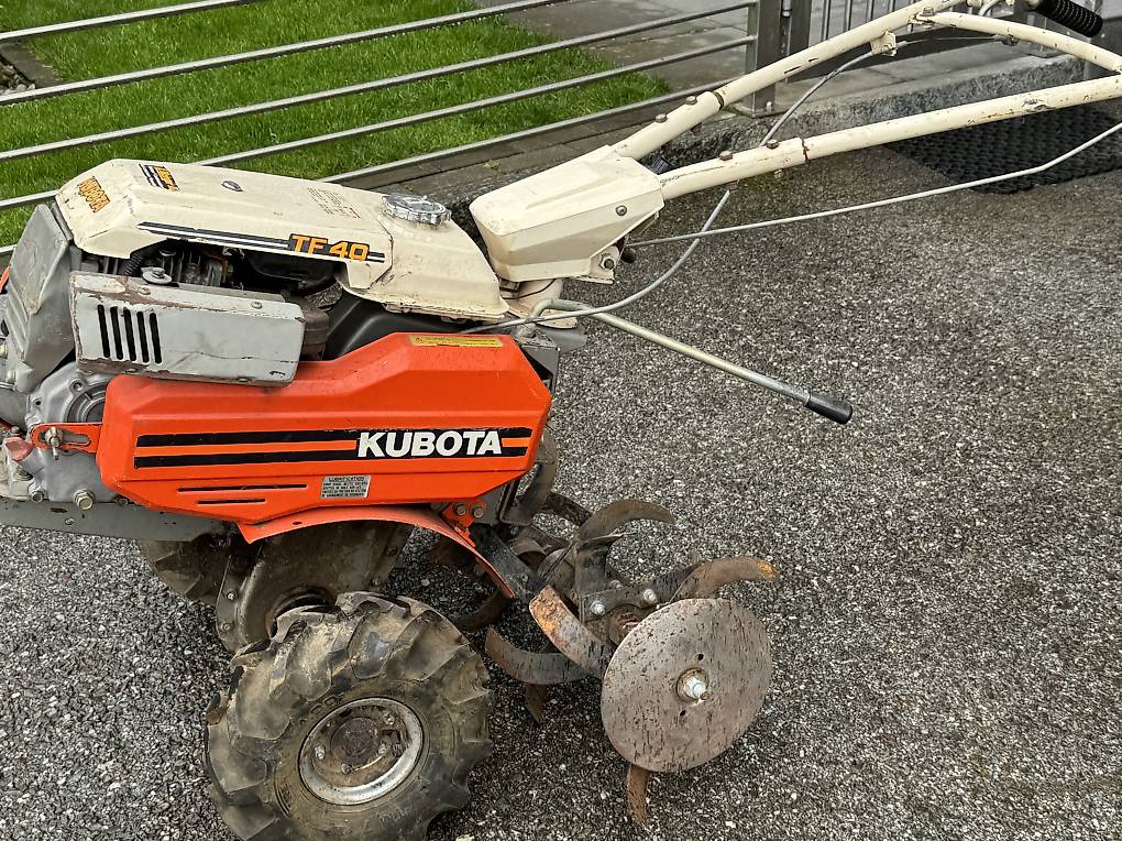 Kubota TF 40 motoculteur avec roues Canton Valais - anibis.ch