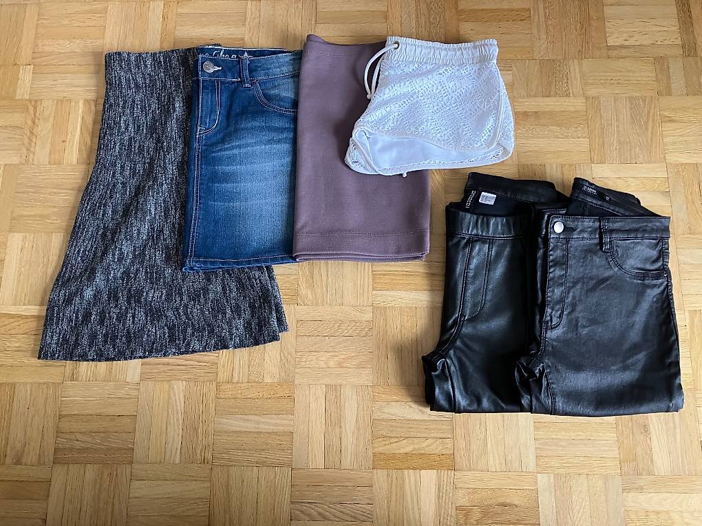 Lot habits fille 14-15-16 ans (164-170-176 cm) ou S 21 pièce Canton ...