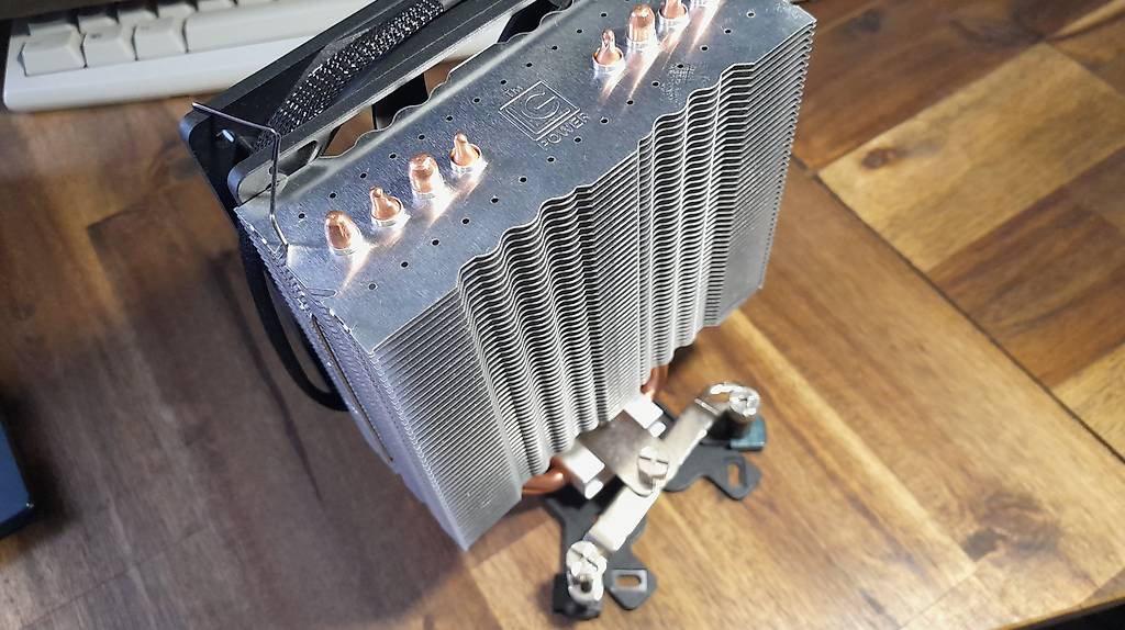 Ventirad LGA1151 i7-7700 Canton Vaud - anibis.ch